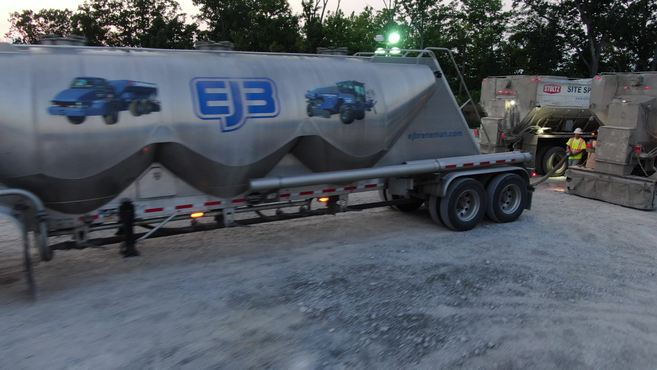 Pneumatic Tank Hauling | Professional Contractor | E.J. Breneman